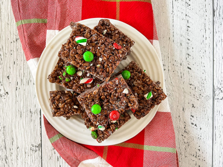 Holiday Chocolate Rice Krispie Treats | Sarah Remmer